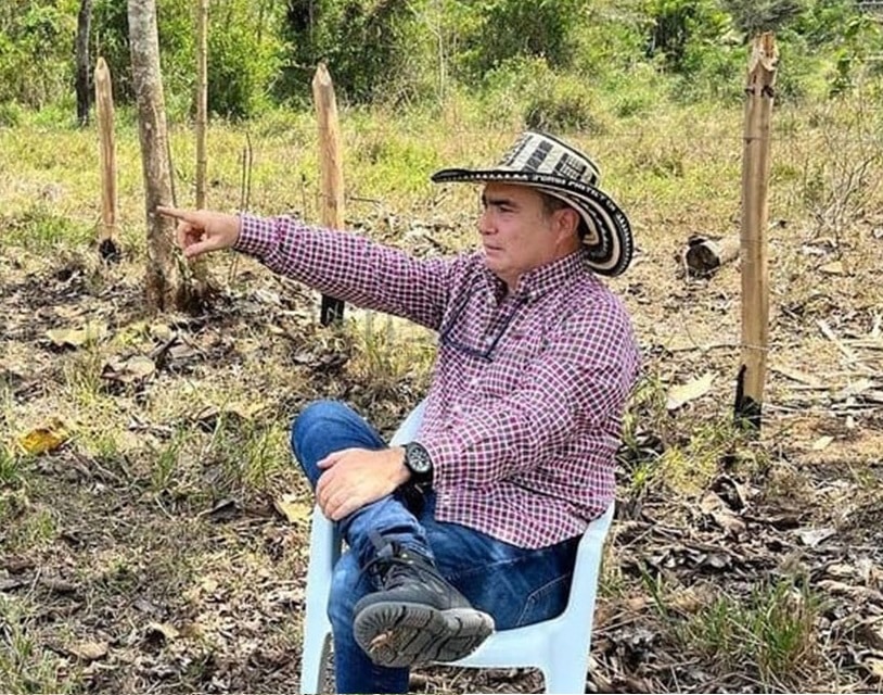 Roban en finca de exmagistrado Jorge Pretelt Chaljub - Chicanoticias ...