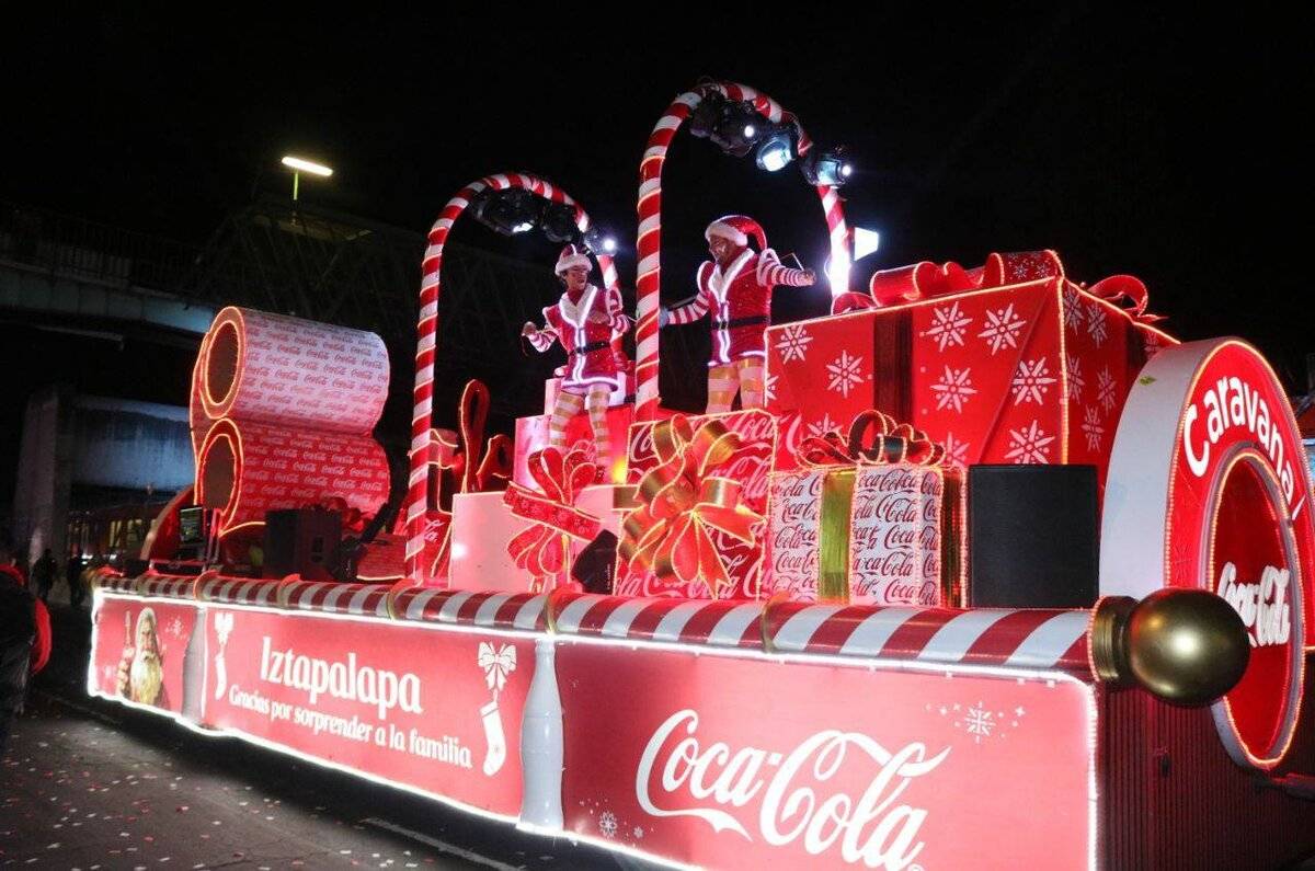 Coca-Cola celebra la magia navideña con el regreso de sus icónicas ...