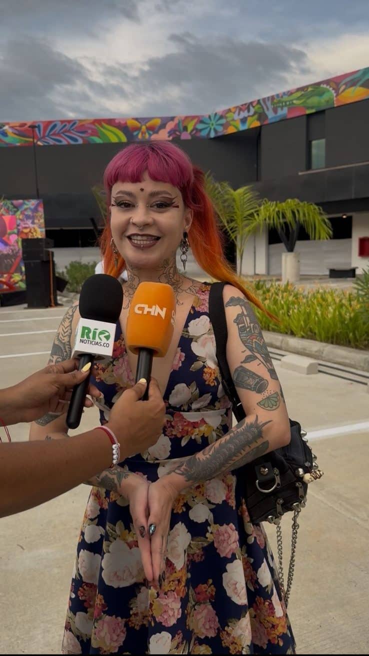 El arte de Ledania llena de color y vida a Solar Place Mall con su ...