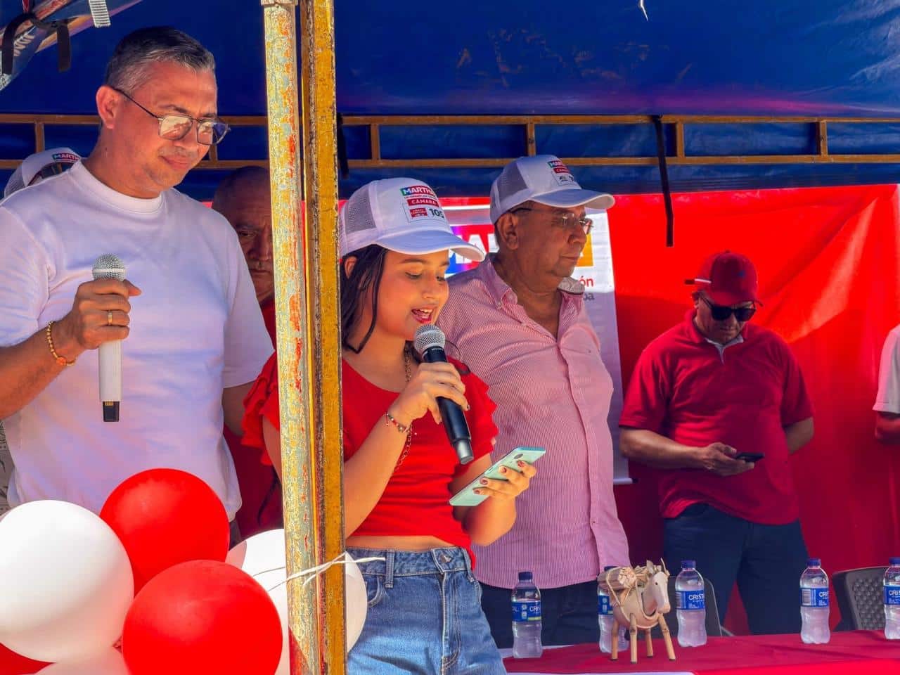 San Antero se viste de rojo y respalda a Martha Ruíz Solera rumbo a la ...
