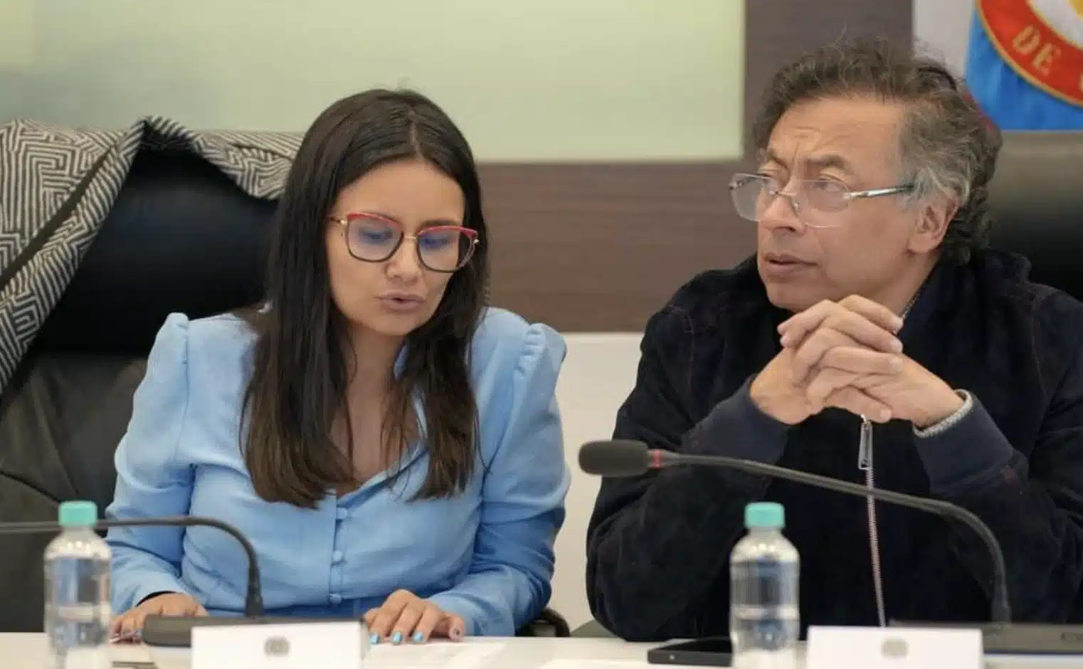 “Es gente sin escrúpulos. Me podría pasar lo de Miguel Uribe”: Angie ...